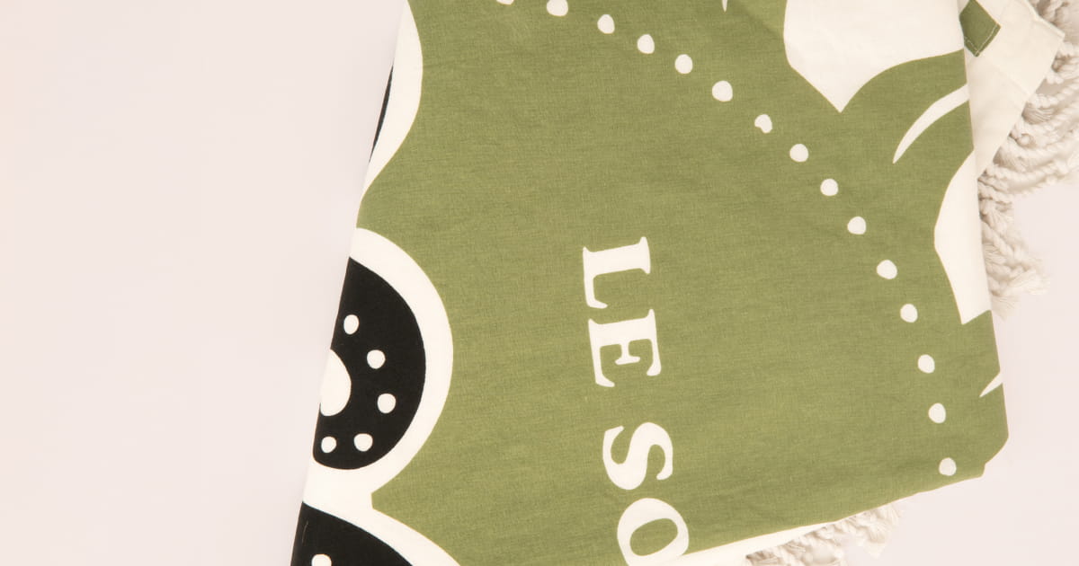 "Le Soleil" Printed Khaki Cotton Fouta - Model Fouta The Sun